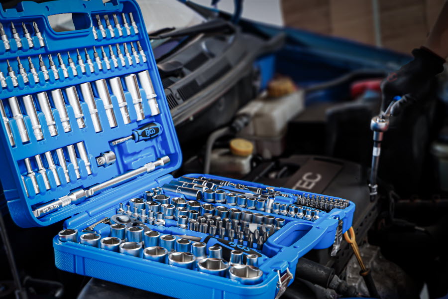 Douilles carré 1/4, 3/8, 1/2 en pouces. Polyvalence pour travaux ...